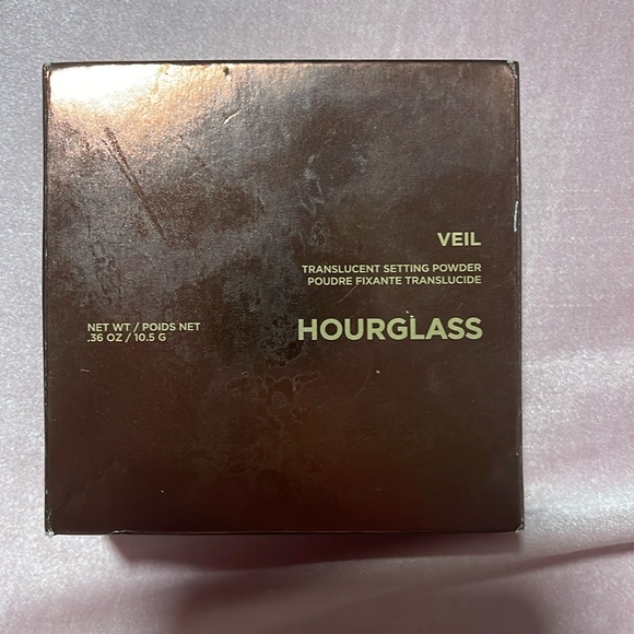 Hourglass | Makeup | Hourglass Veil Translucent Setting Powder | Poshmark